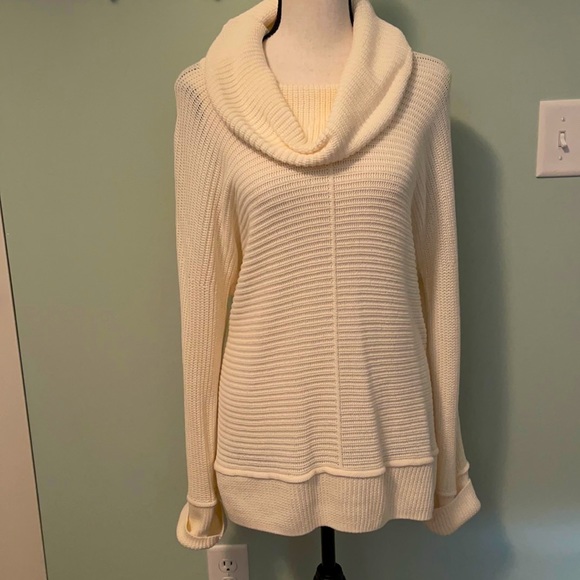 Jones New York | Sweaters | Jones New York Nwt Cream Cowl Neck Sweater ...